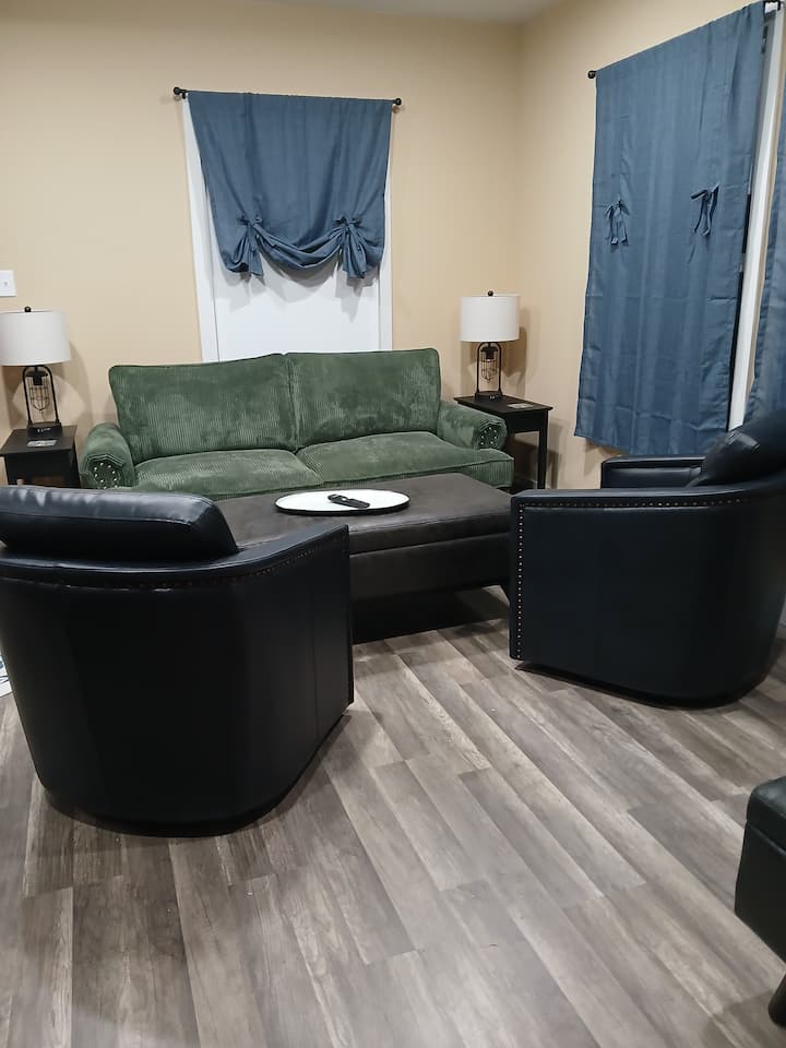 Cozy-private, Central Heatac, Spa Tub, Xl Shower. - Pinehurst, TX