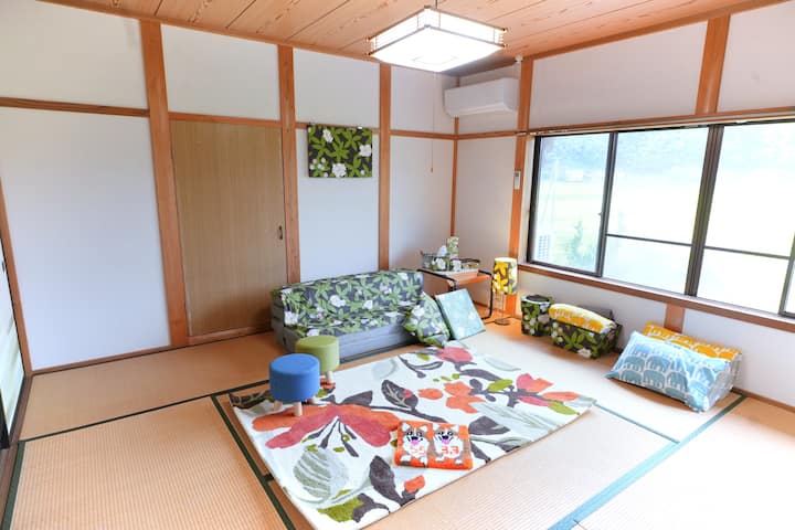 【ワンコと一緒に泊まれる民泊】三瓶山の自然を満喫しましょう!【るるの間】 - Oda