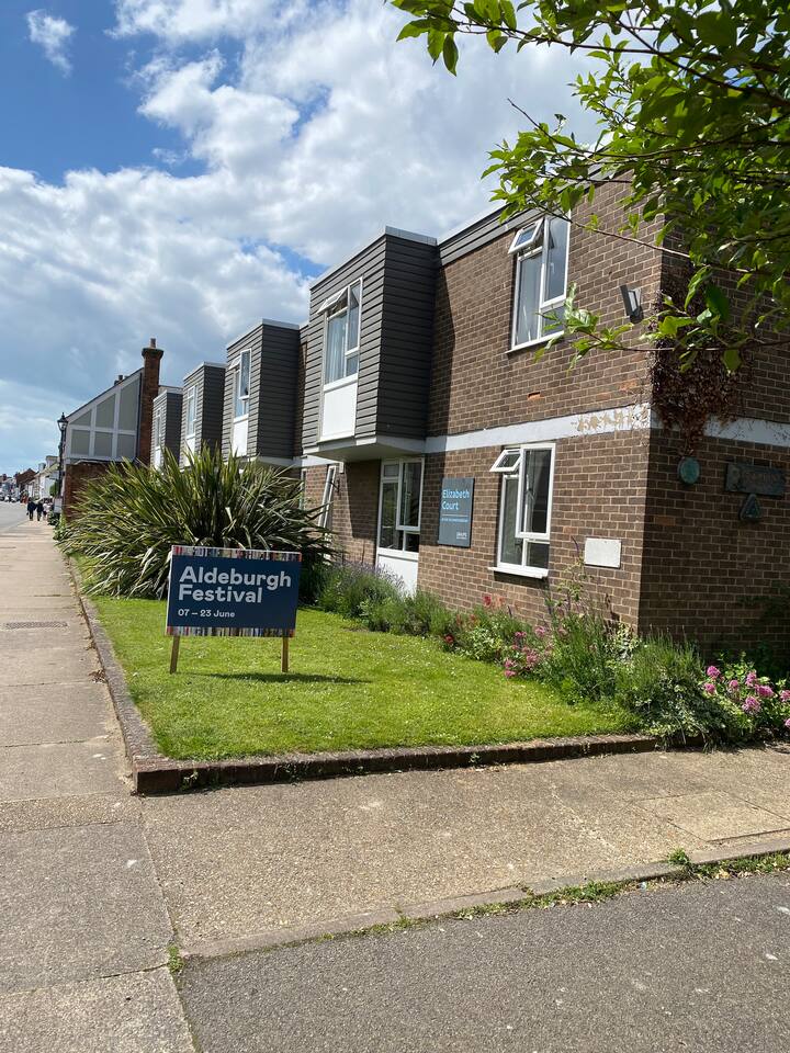 Elizabeth Court Aldeburgh - Thorpeness