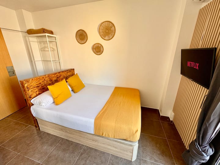 Gran Apartamento Nuevo. Terraza Y Baño Privado 211 - Mataró