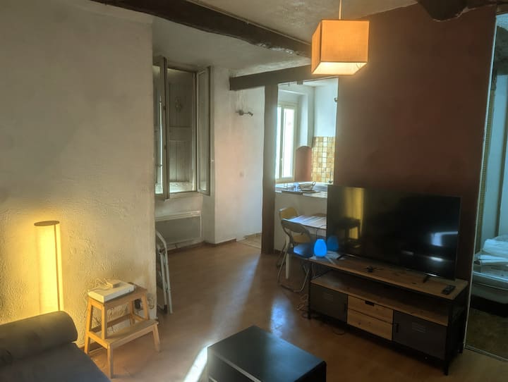 Appartement Dans Le Centre D'aubagne - Aubagne