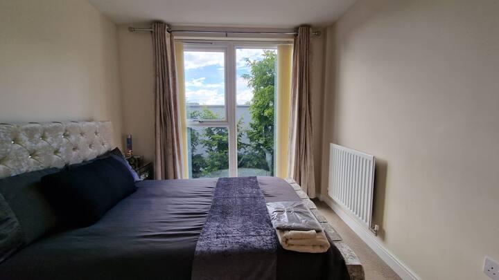 Comfortable Private Room In Central Maidenhead - Marlow