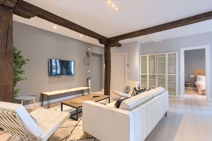 Plaza Santiago Apartment - Old Town - Bilbao