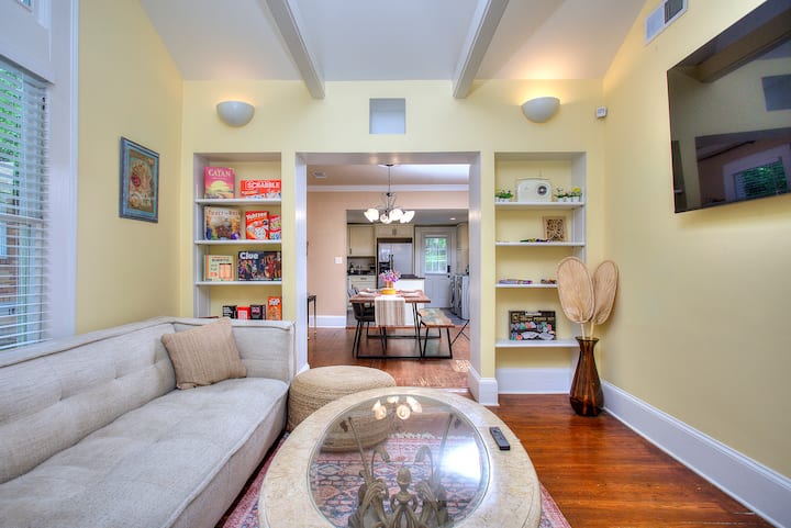 The Little Yellow Farmhouse - West Midtown - Atlanta, GA