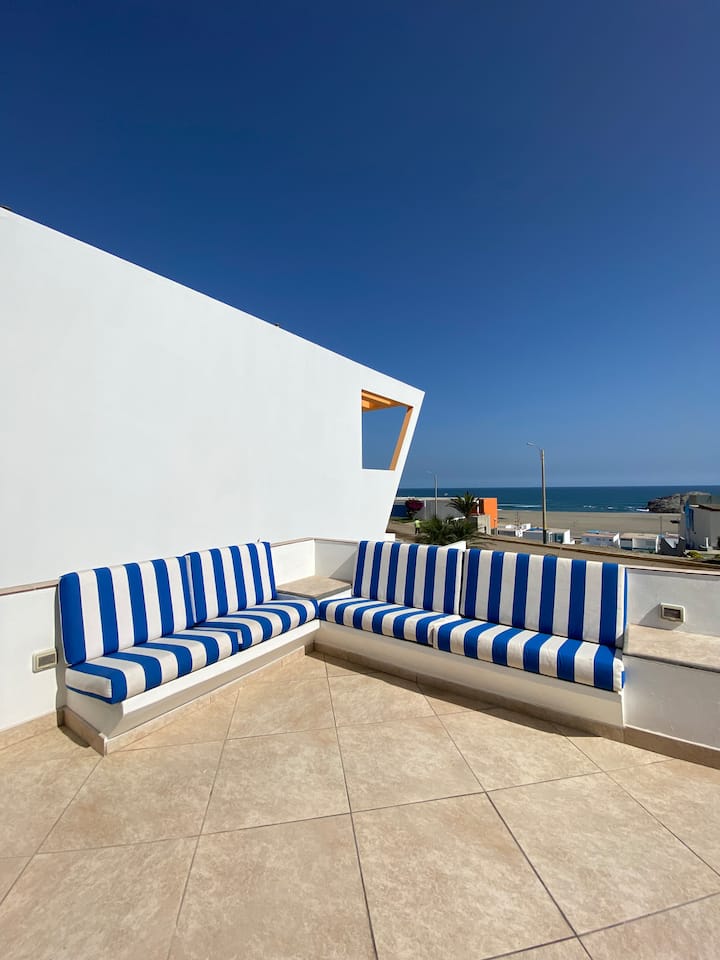 Hermosa Vista • Piscina Y Terraza • Roost_palmeras - Peru