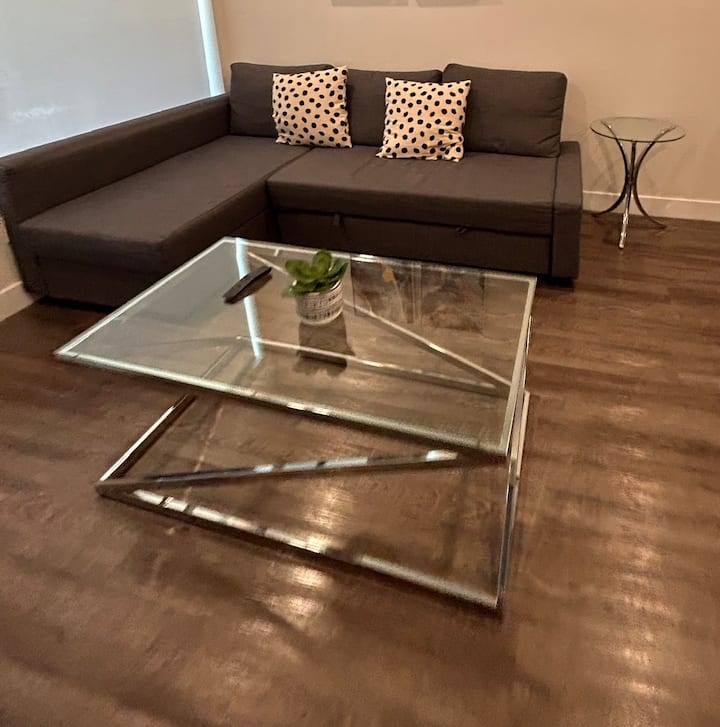 Stylish Apartment With Modern Amenities - Leimert Park - Los Angeles