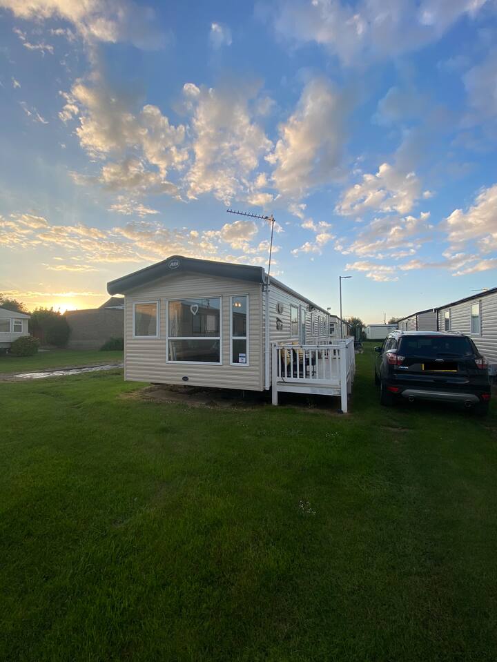 Rita The Van - California Cliffs - Caister-on-Sea