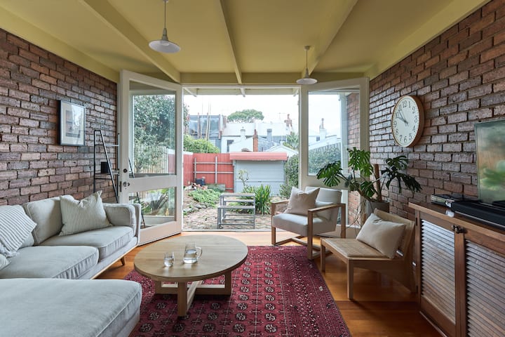 King William Terrace: Classic Fitzroy Style - 브런즈윅