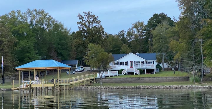 Rolling Hills Lake Retreat - Lake Wateree State Park, Winnsboro