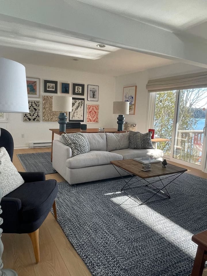 Coveshead - Dramatic Waterfront Designer Cottage! - Brunswick, ME