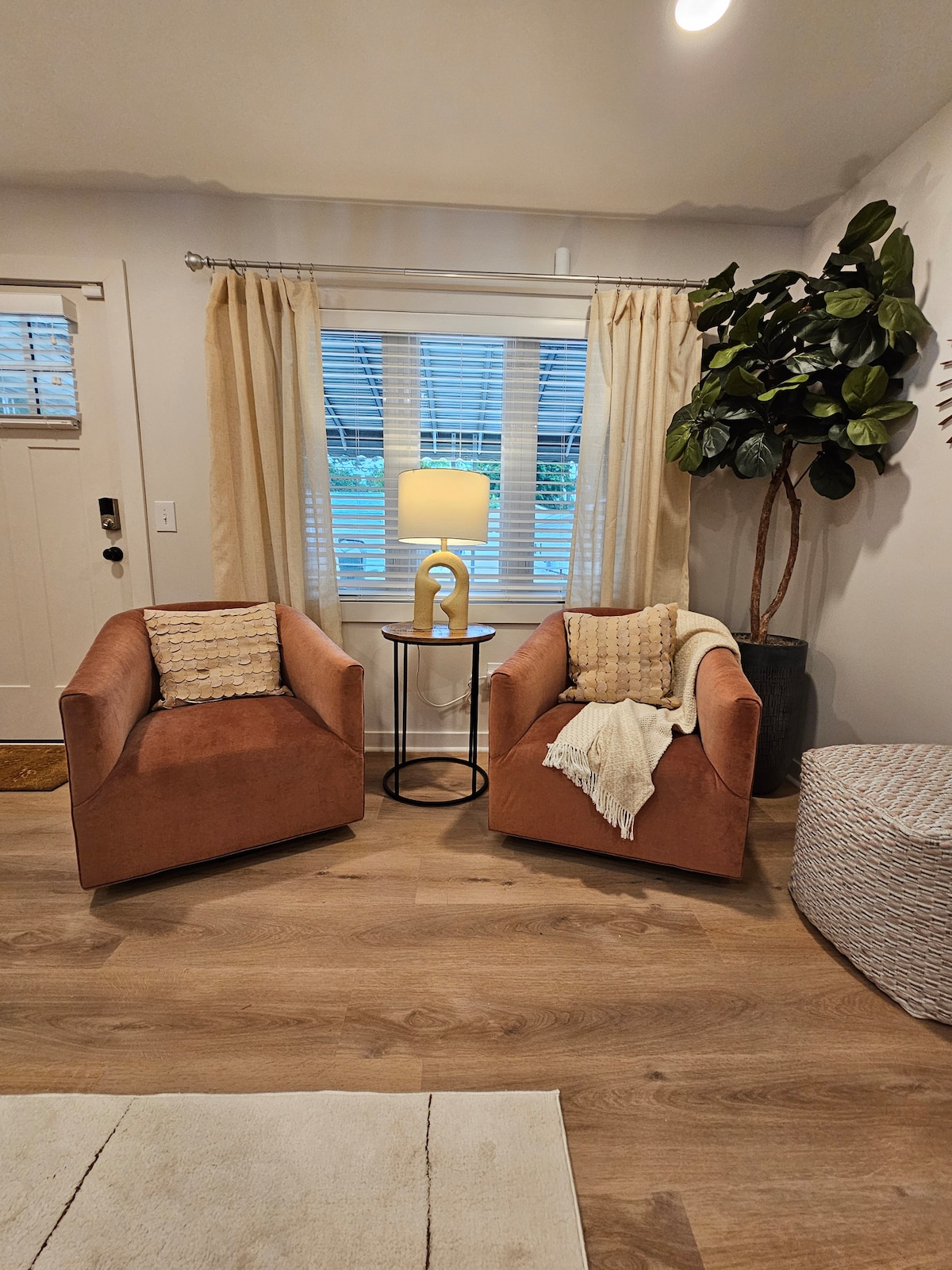 Lake Bohemian Rhapsody - Cottages for Rent in Erie, Pennsylvania ...