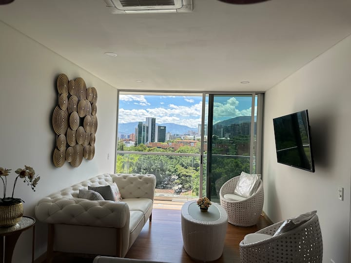 Hermoso, Iluminado, Tranquilo Cómodo,súper Ubicado - Medellin, Antioquia, Colombia