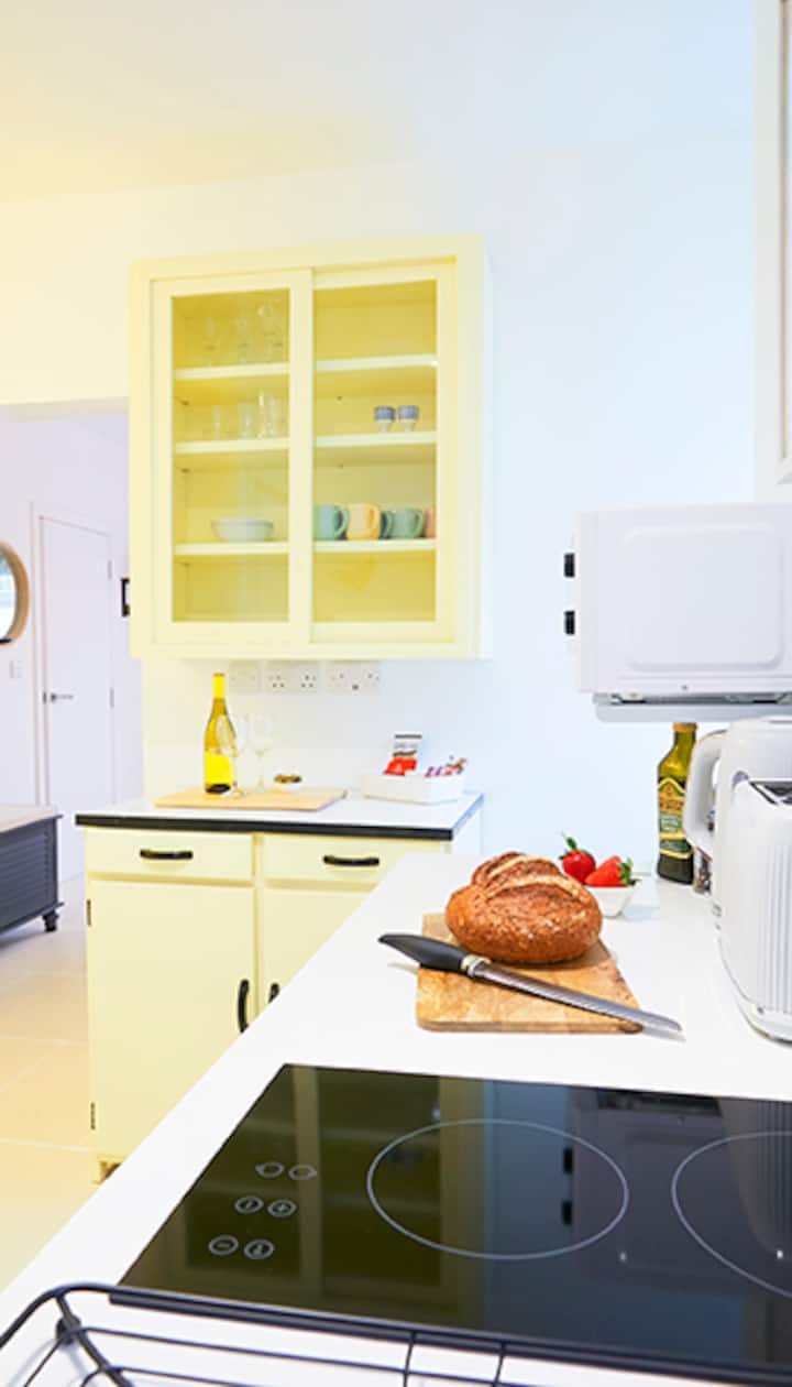 Couples*4 Min Walk To Beach*kingsizebed*modern - Filey