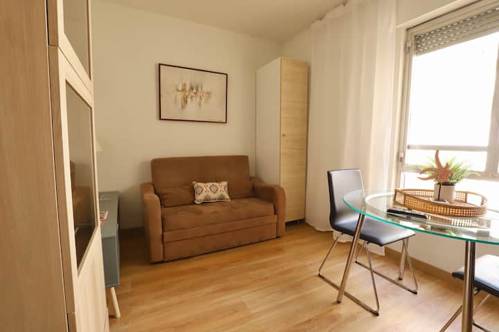 Apartamento Tranquilo En Madrid Centro - Madrid