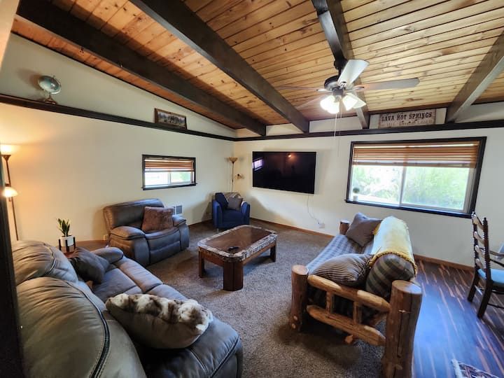 Creek's Cabin: River's Roost Property - Lava Hot Springs, ID