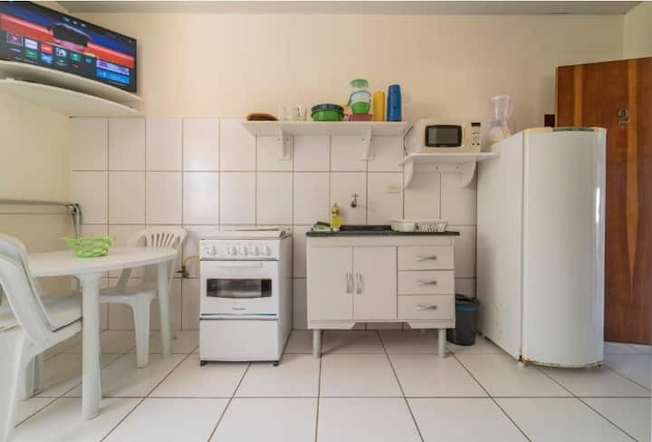 Bombinhas.ok - Kitnet Até 4 Pessoas, 250mt Do Mar. - Porto Belo