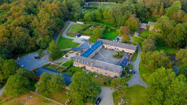 Family-friendly Cottage With Heated Indoor Pool - Haverfordwest