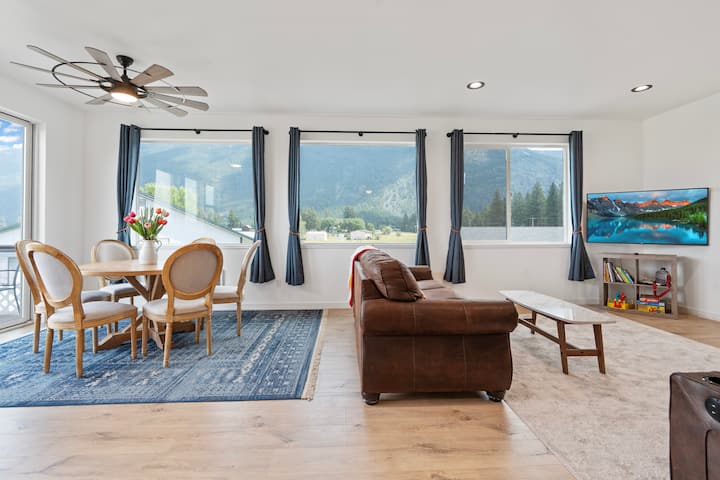 Close To Gnp & Water Park + Balcony & Game Room! - Columbia Falls, MT