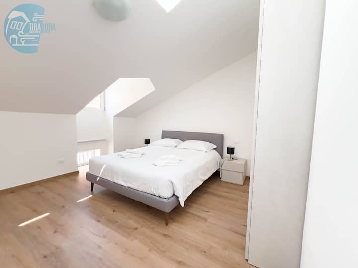 Palazzo Saba 4b | Tirabora Short Rent - Trieste