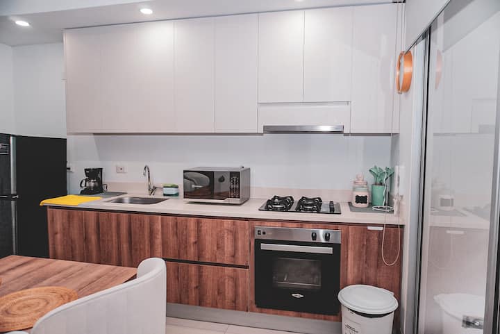Cozy Apt+wifi+tv+pool+ac+jacuzzi+gym+parking @Cali - Valle del Cauca