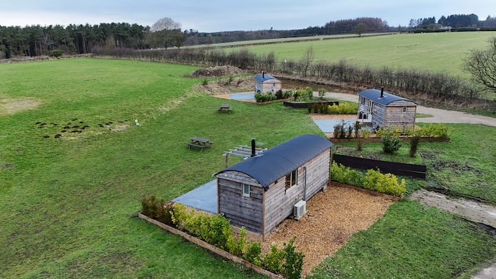 The Lair Shepard Hut, Hot Tub, Fishing Pond, 1 Pet - Goathland