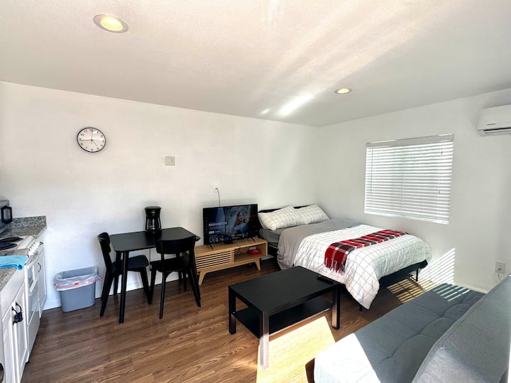 Newly Remodeled Guest House - San Leandro, CA