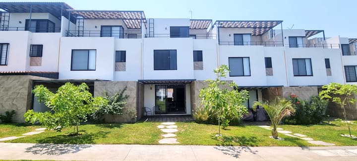 Escápate Al Sur De Morelos: Casa Con Todo Incluido - Temixco