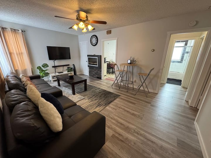 Home Sweet Home In Leduc - Leduc