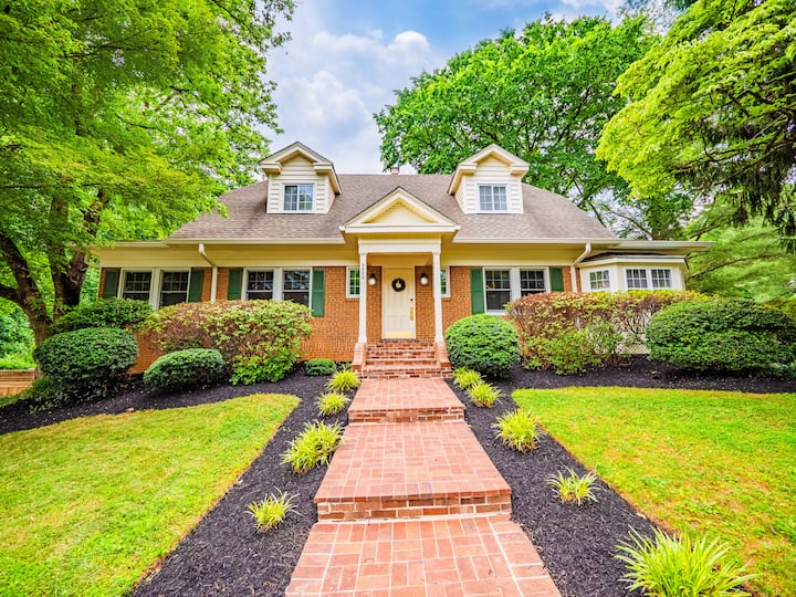 Luxury Home+fenced Yard+peloton I 30 Day Minimum - Fairfax, VA