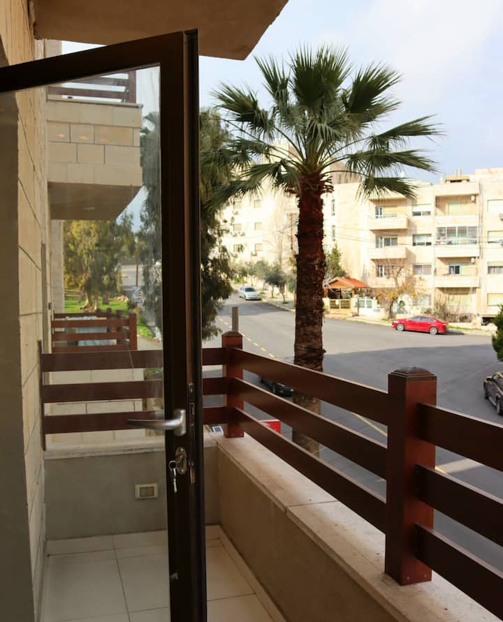 One Bd Room 3rd Floor With Balcony304 - Jordan