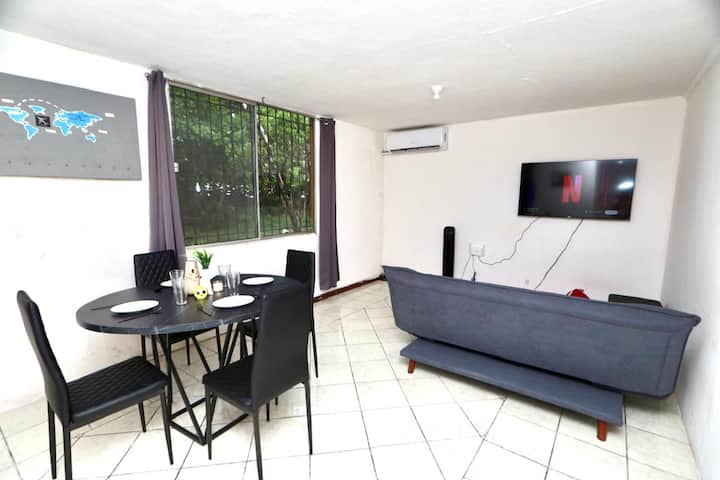 Departamento En El Centro De Cancún - Cancún