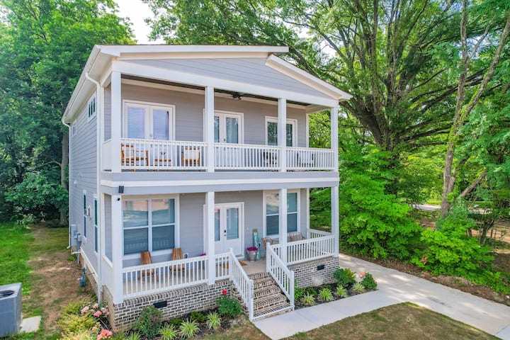 Modern New Built In Prime Raleigh Location - Raleigh, NC