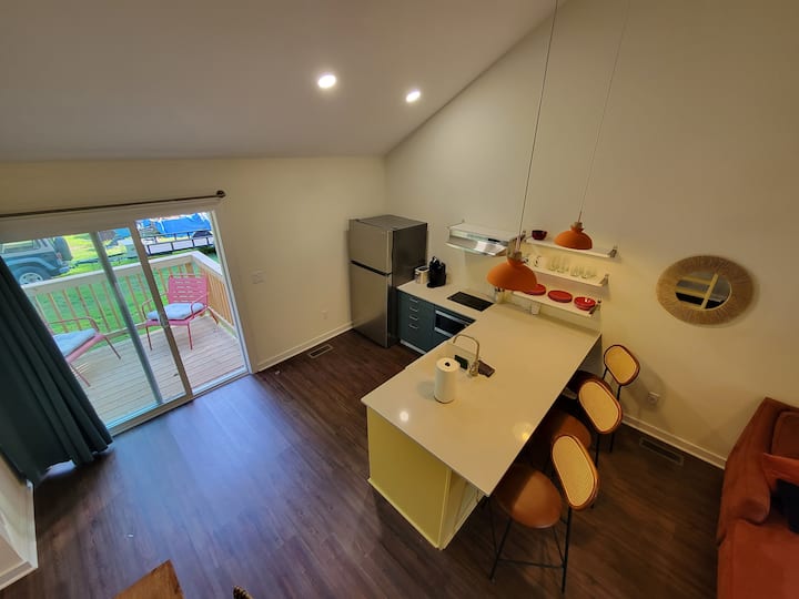 South Raleigh Duplex Loft & 1.5 Baths - Left! - Raleigh, NC
