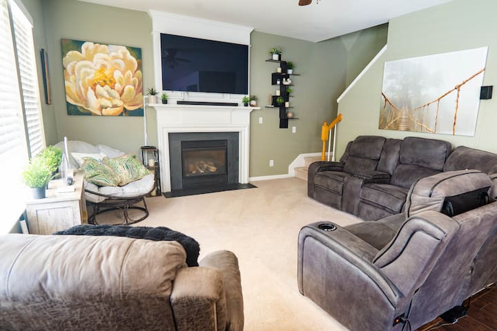Quiet Executive 4br | Univ Research Park - Concord, NC