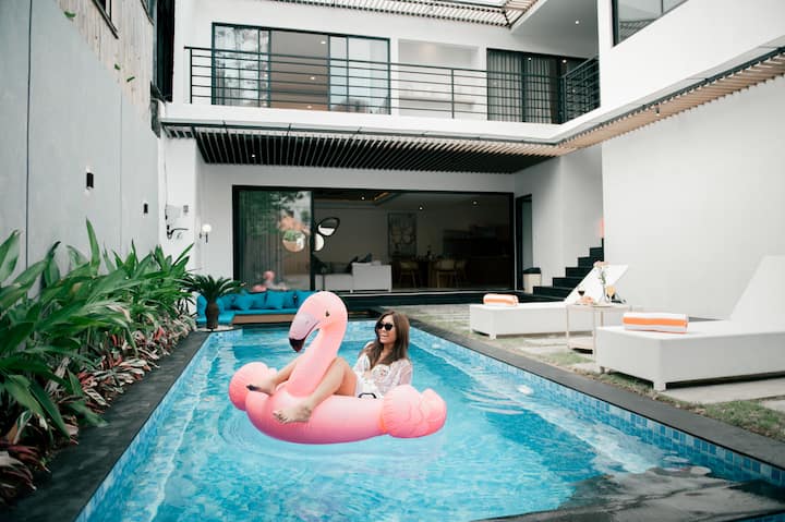 Villa 4br W/private Pool & Butler @Seminyak Beach - Seminyak