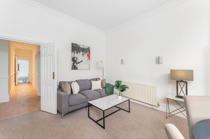 Two Bedroom Paradise 10 Mins To Central London - 伯爵府