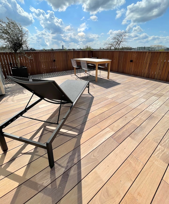 Penthouse With A Big Terrace Close To The Station! - Gante