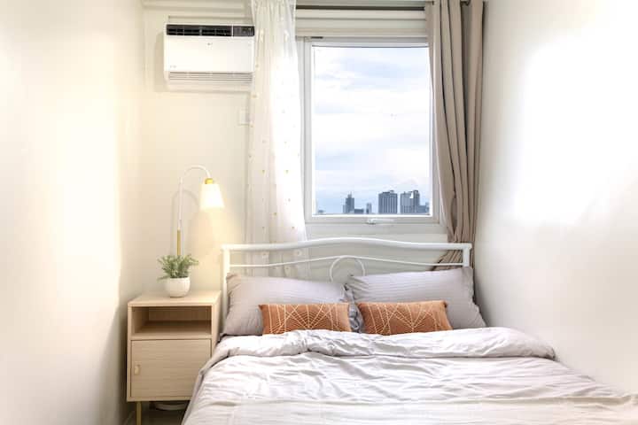 The Nook Verdin Solace (2br Condo With City View) - Cebu City