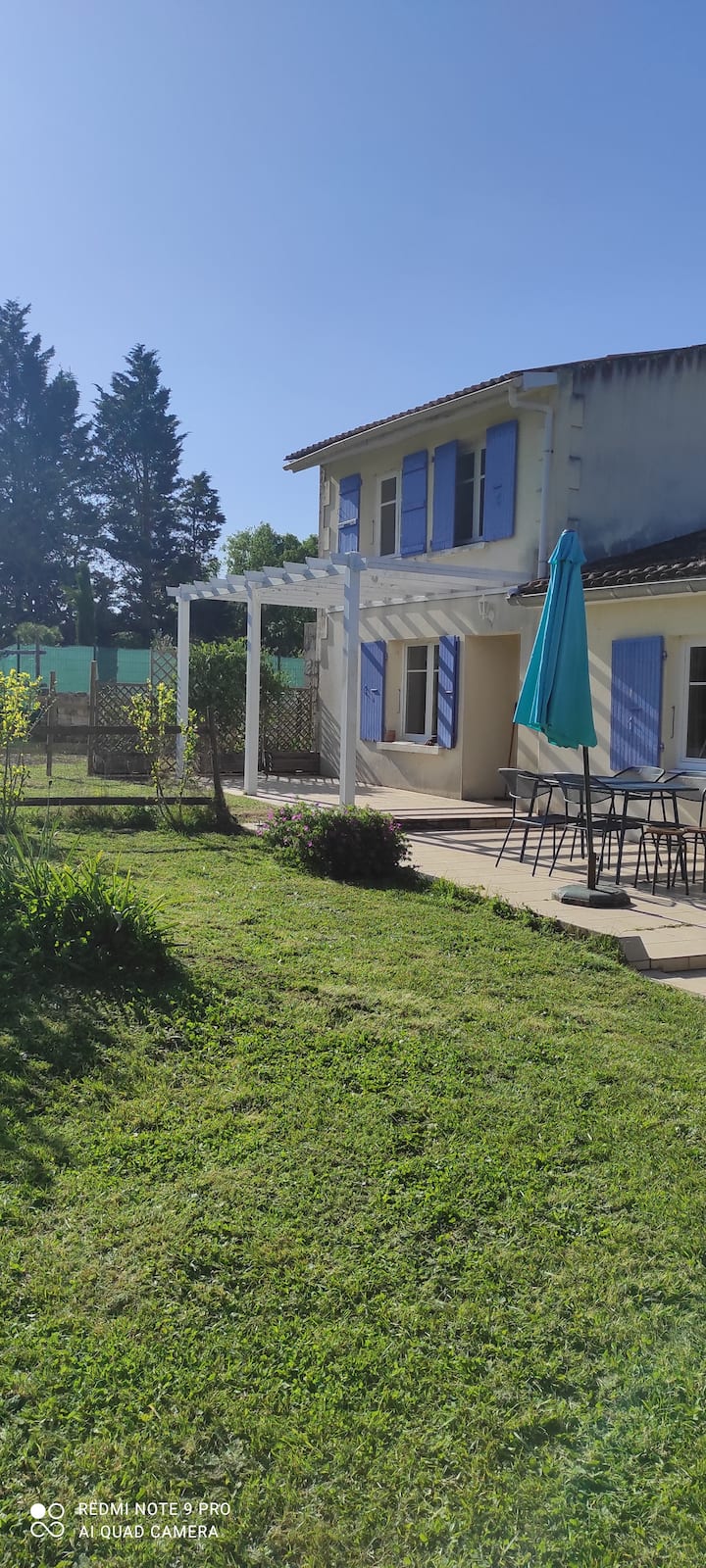 Maison De Vacances Avec Jardin - Jonzac