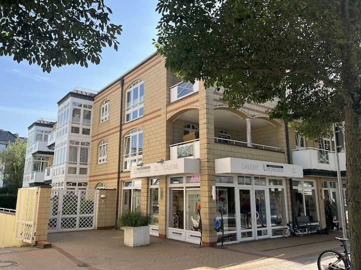 Eeb & Floer | Pool, Sauna & Balcony, Beach 350m - Sylt