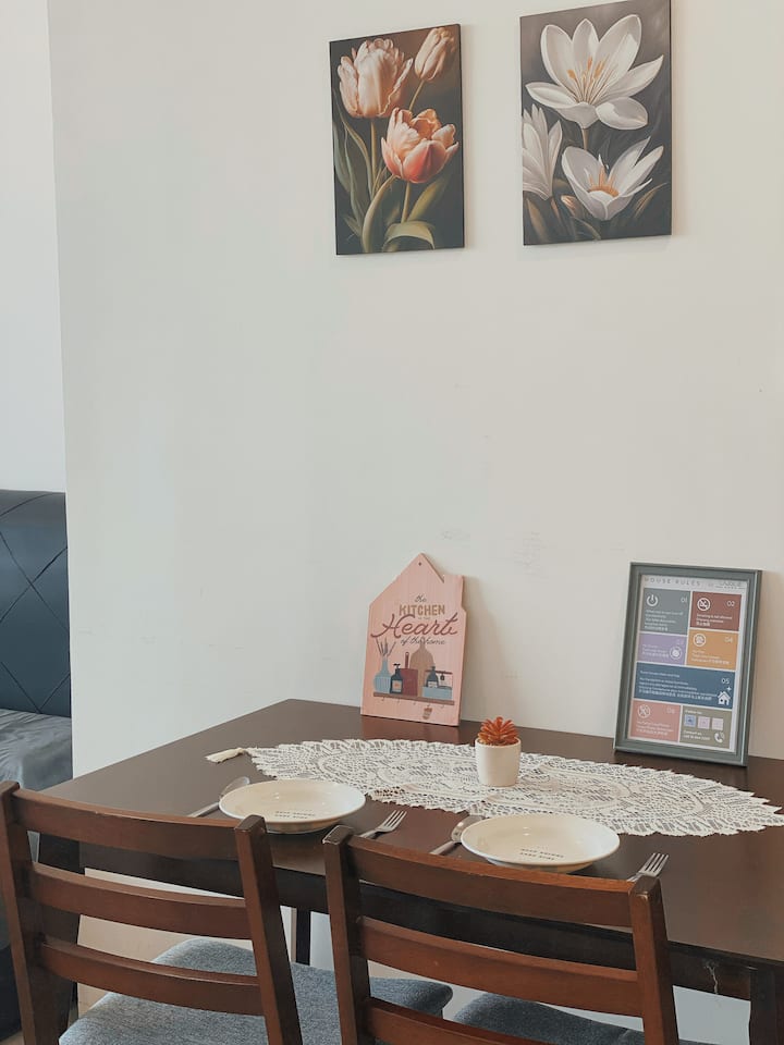 The Podium Residence @ Studio 3 Pax With Netflix - Kuching