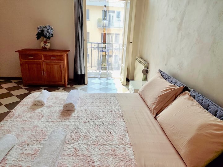 Bergamo: Donizetti Central Apartment - Bergame