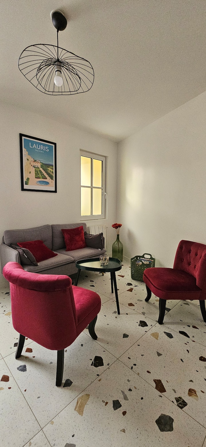 Jolie Maison De Village - Lourmarin