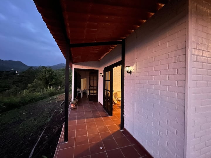 Cozy Cottage Blanca Mary , Beautiful View. - Huila