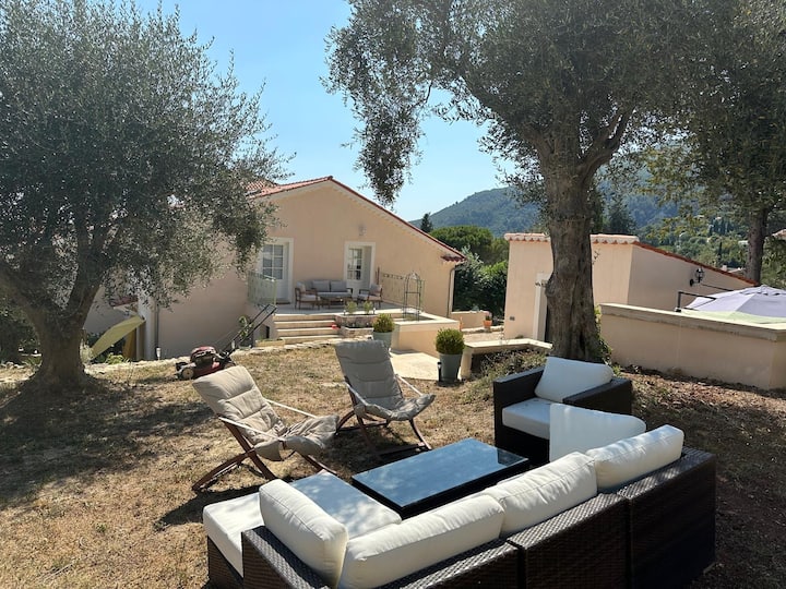 Logement Privatif De 7 P. Dans Notre Bastide - Grasse