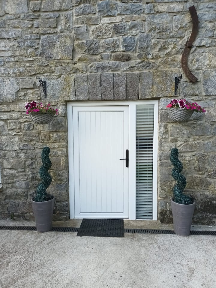 Apartment 1 @ Busy Bee - Tullamore, Ireland