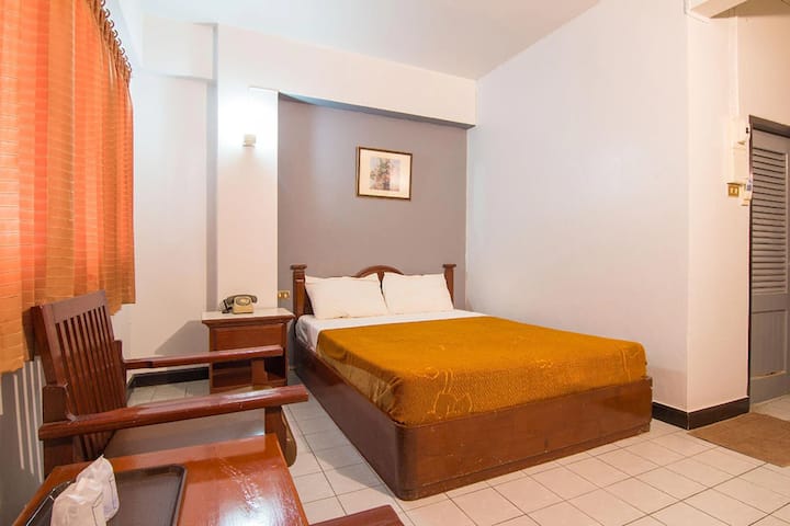Homey Double Room @ Khelang Nakorn Hotel Lampang - Lampang