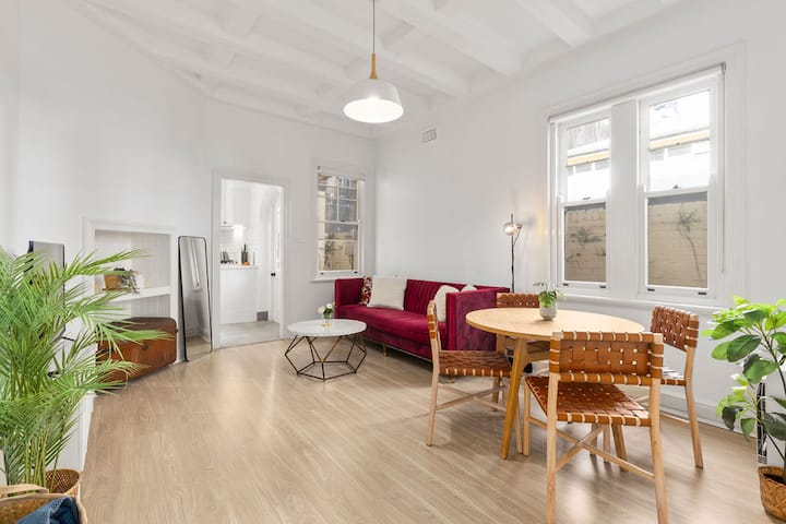 Holiday Home By Barangaroo Reserve - North Sydney