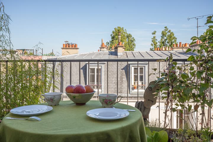 Paris 20 èMe 
Rue Des Vignoles 
Au 6 èMe Ciel - Paris