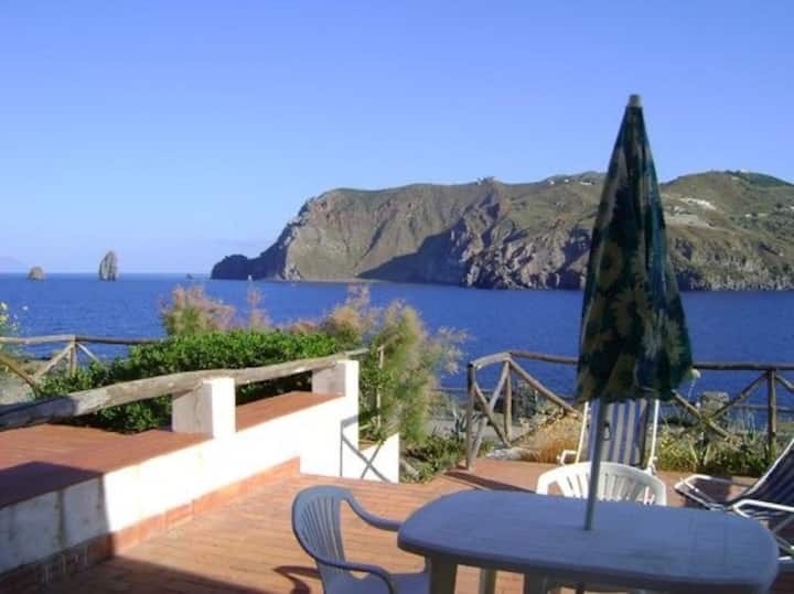 Casa Vacanze Con Piscina A Vulcano - Lipari